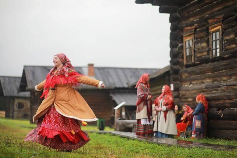 Culture populaire vs Pop culture : définitions et guide